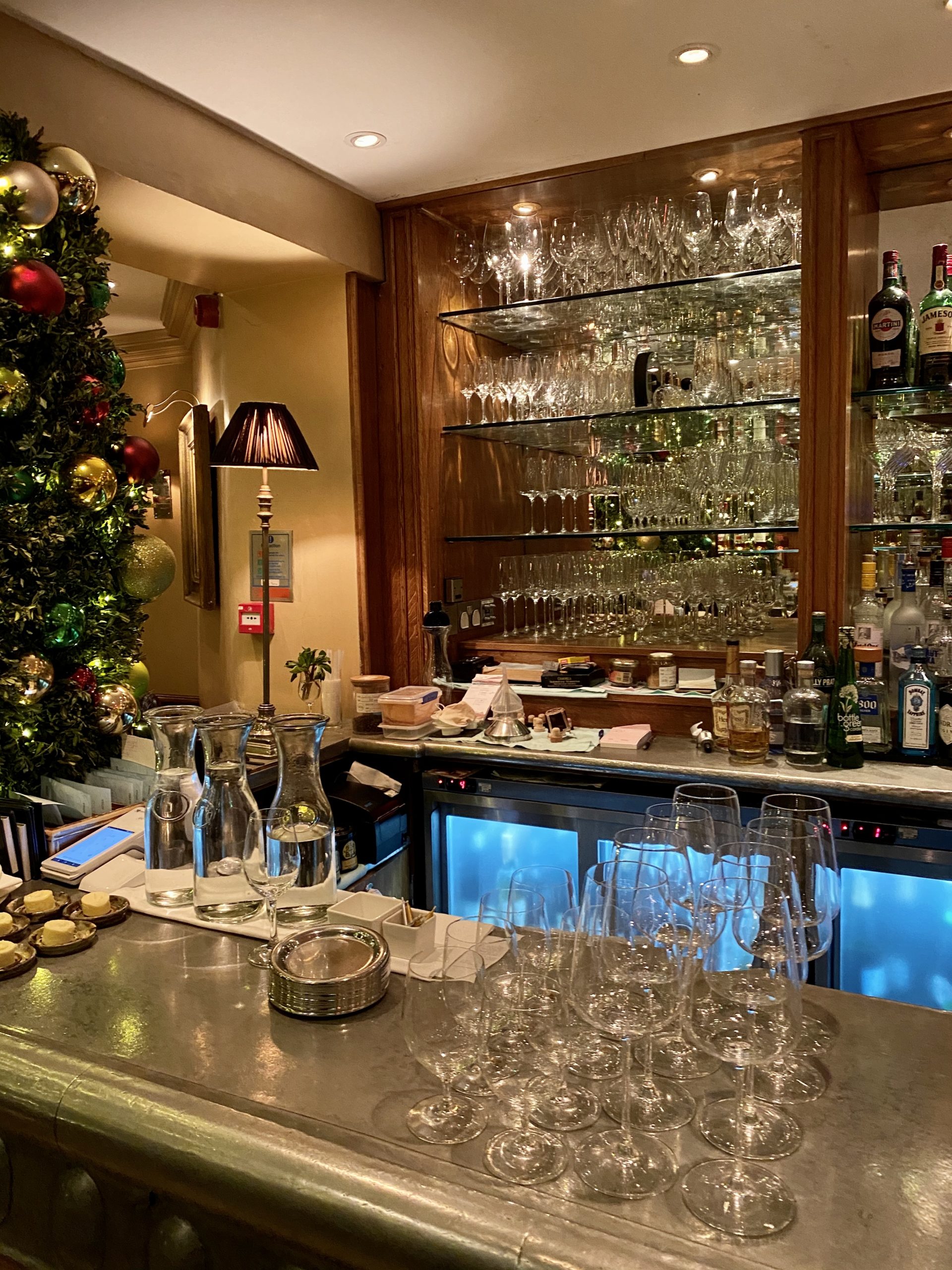 The Most Romantic Restaurant in the world - Clos Maggiore at Christmas ...